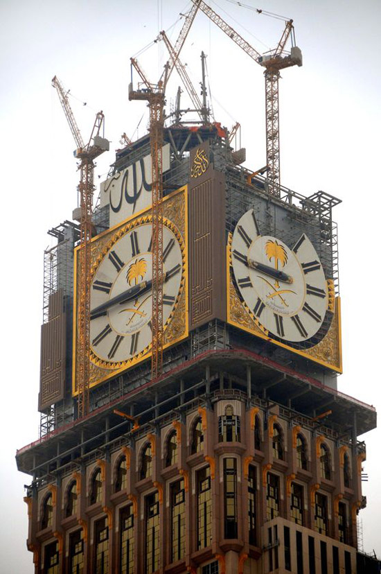 World s Biggest Clock Begins Ticking