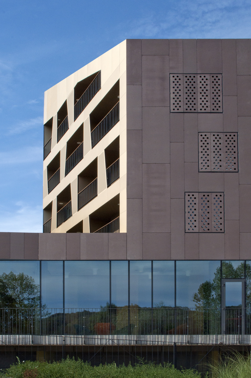 hotel well by MVA architecture