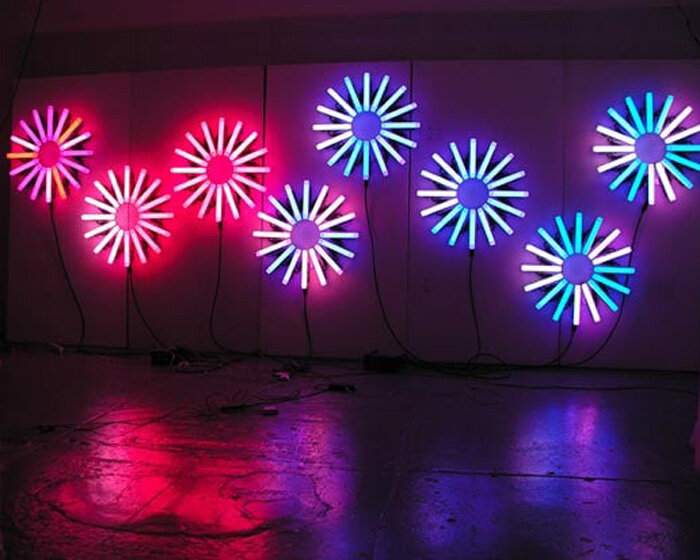 cosmos lighting simulation by leo villareal