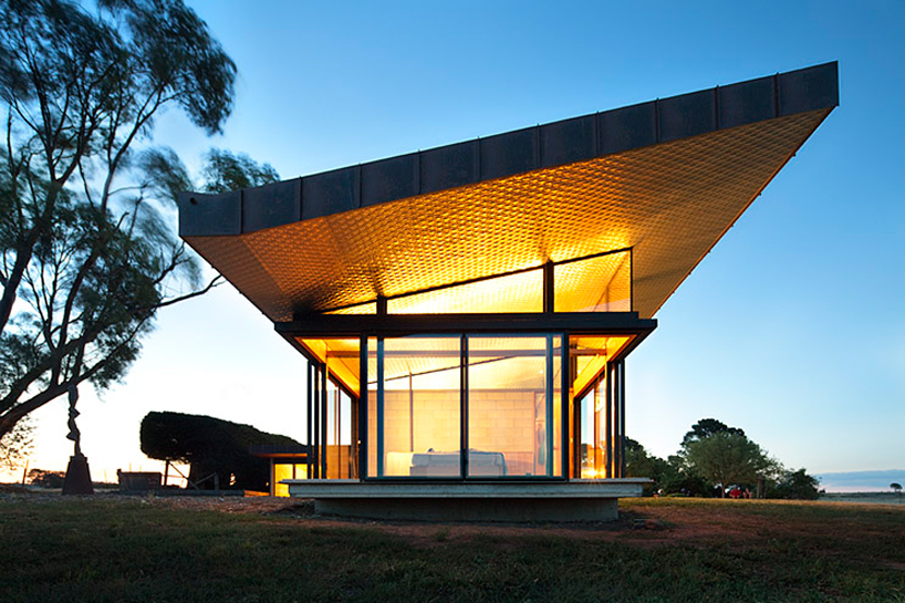 march studio brent knoll house unfolds on melbourne landscape