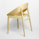 tatsuo kuroda produces minimalist ring chair from bent plywood + beech