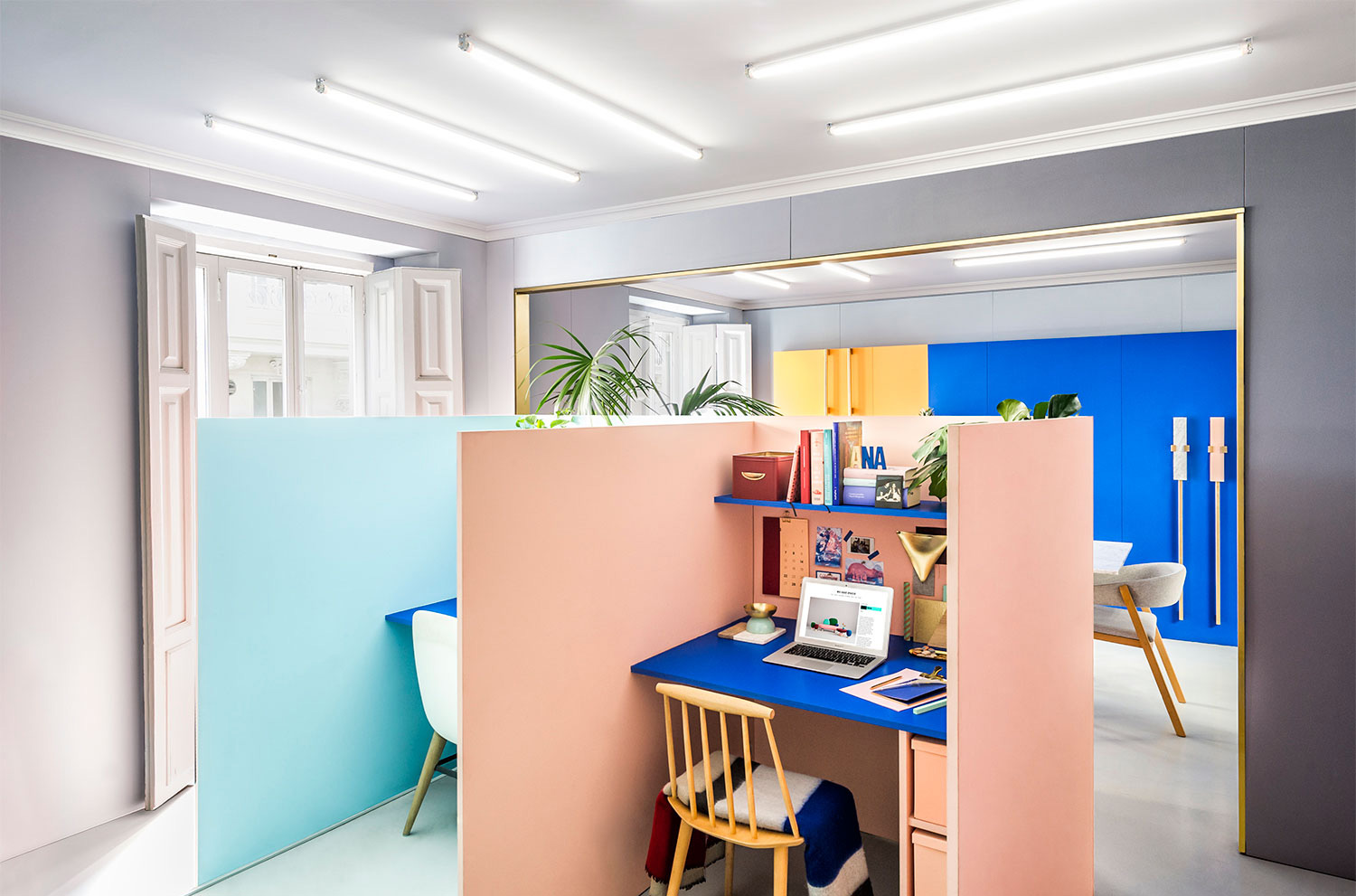 masquespacio upgrades office & brand in mas makeover