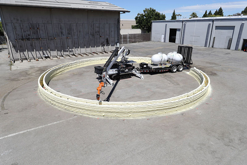 MIT develop rolling robot that can 3D print buildings
