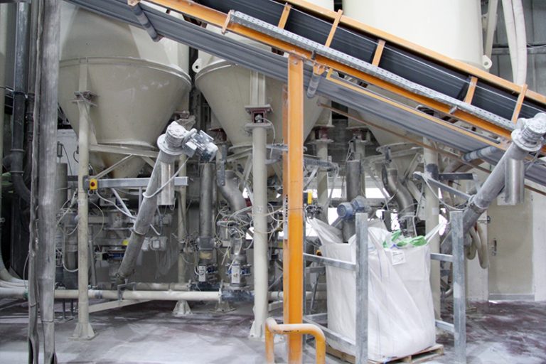 caesarstone quartz surfaces: a factory visit to 'engineered stone ...