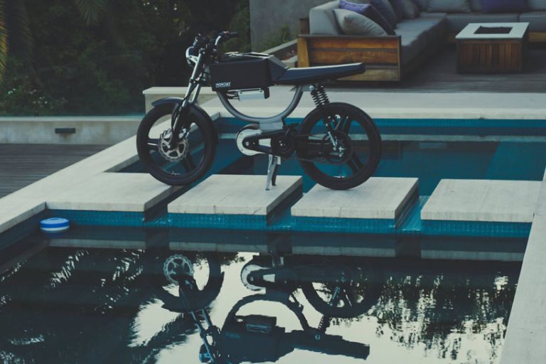 monday motorbikes M1 is a minimalist e-bike built for city commutes