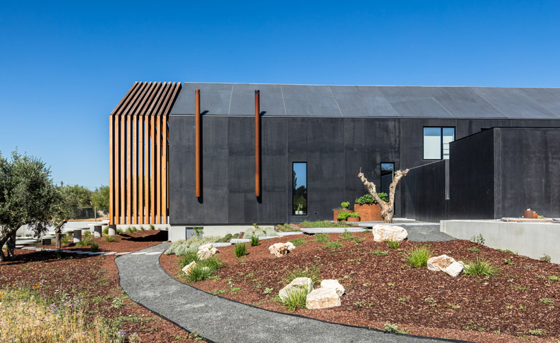 filipe saraiva arquitectos designs pentagonal house-shaped residence in ...