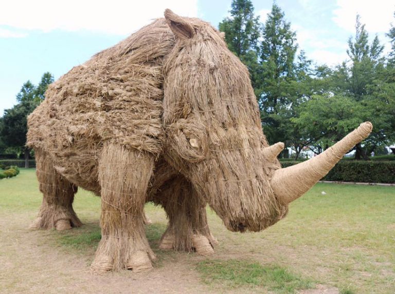 giant rice straw animal sculptures invade the 2017 wara art festival