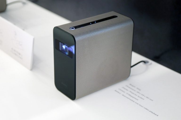 sony's projecting xperia touch wins japan GOOD DESIGN gold award