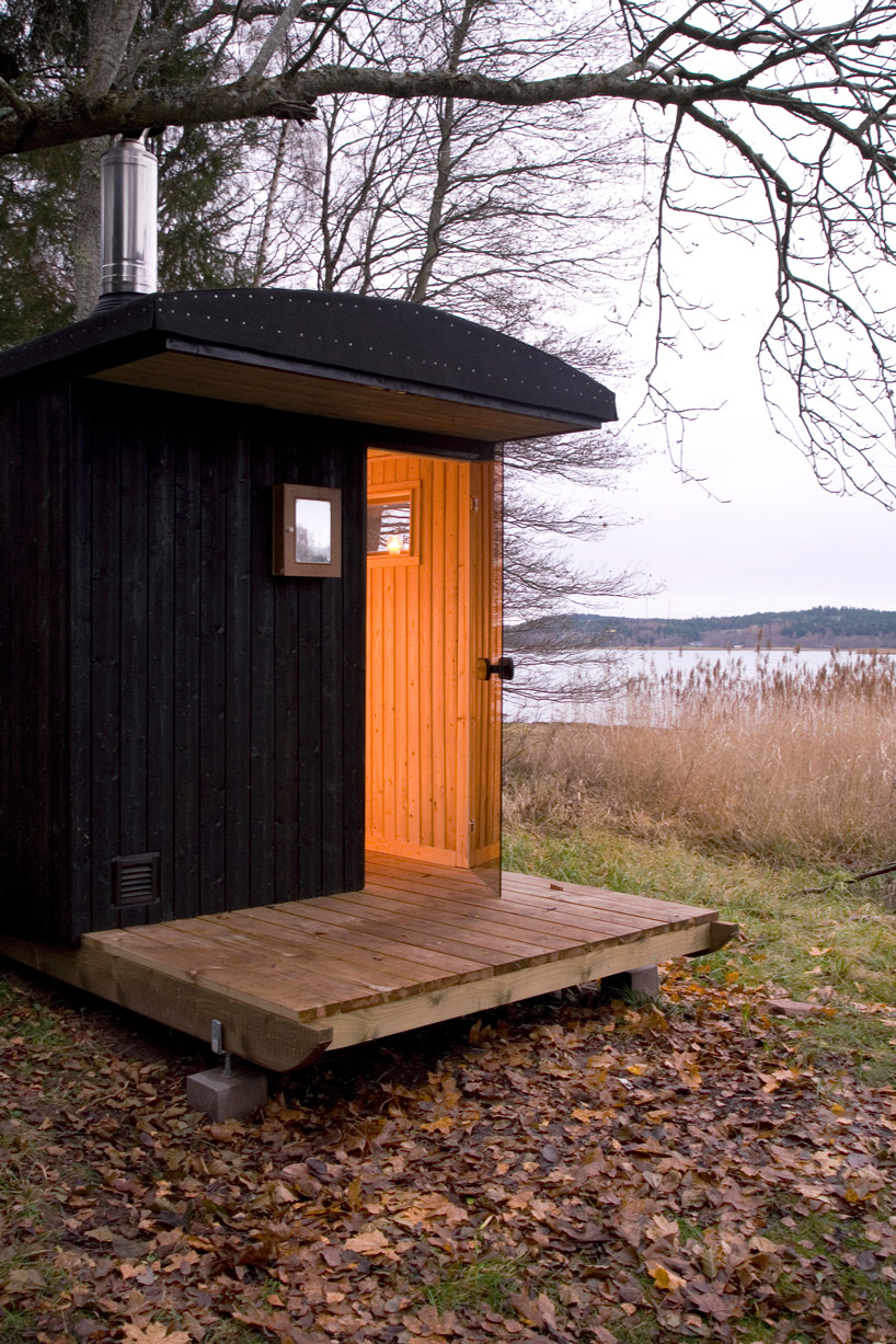 denizen works’ tiny mobile sauna tows onto the frozen scandinavian shores