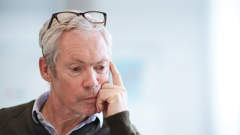 jasper morrison proposes 4 frames to JINS eyewear design project