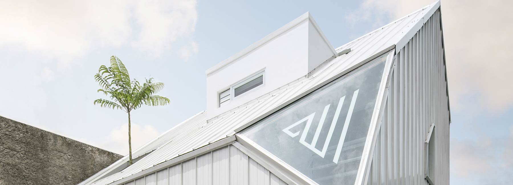 aaksen responsible architecture's NOR house in bandung, indonesia