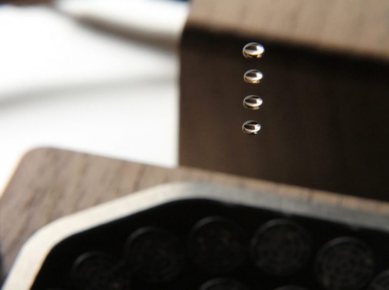 leviZen uses silent, high frequency sound waves to levitate water and light