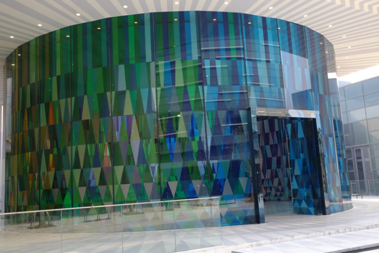 vanceva glazing layers highly functional, rainbow-hued surfaces