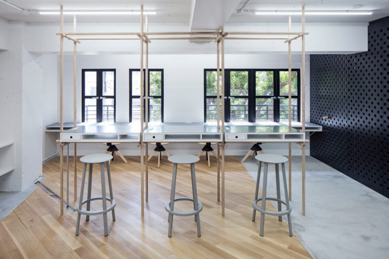 daisuke motogi architects designs 'dappled' office in tokyo