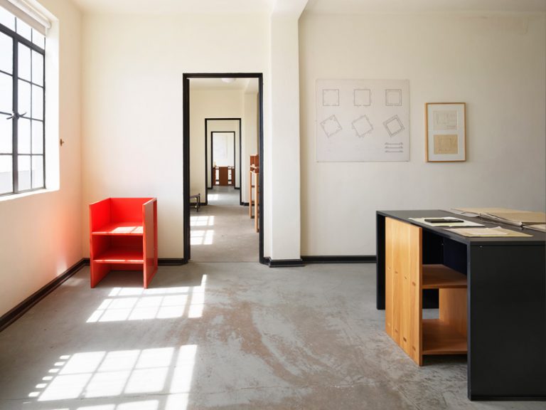 SFMOMA celebrates the beauty in simplicity with 'donald judd: specific ...