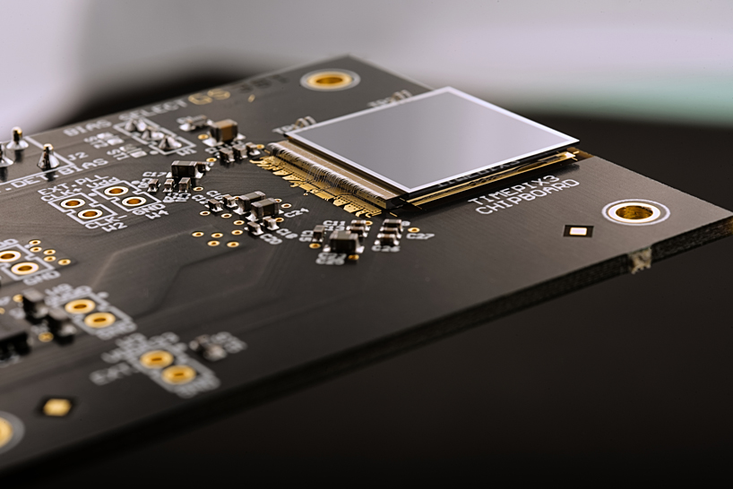 the world's first full-color, 3D X-ray shows far more than just your bones