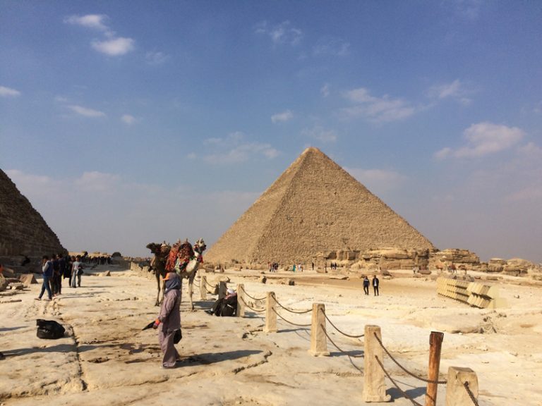 scientists discover the great pyramid of giza's shape can focus electromagnetic energy