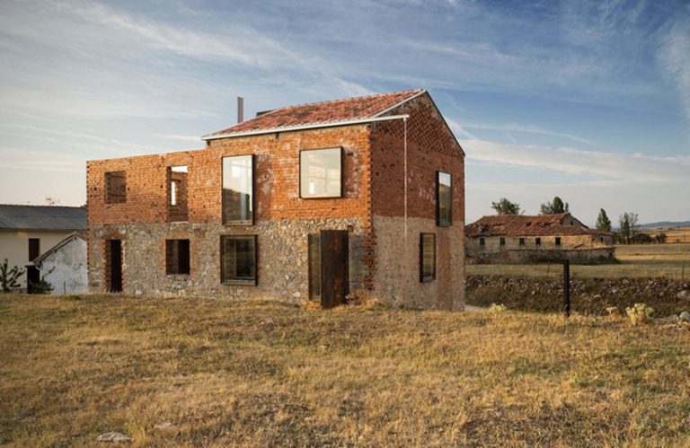 modern relics: a retrospective of ruin renovation and intervention