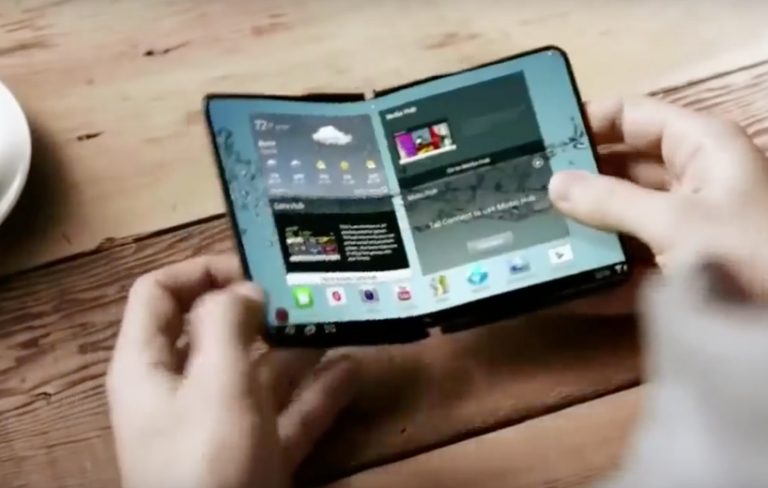 samsung could release its foldable phone in november 2018