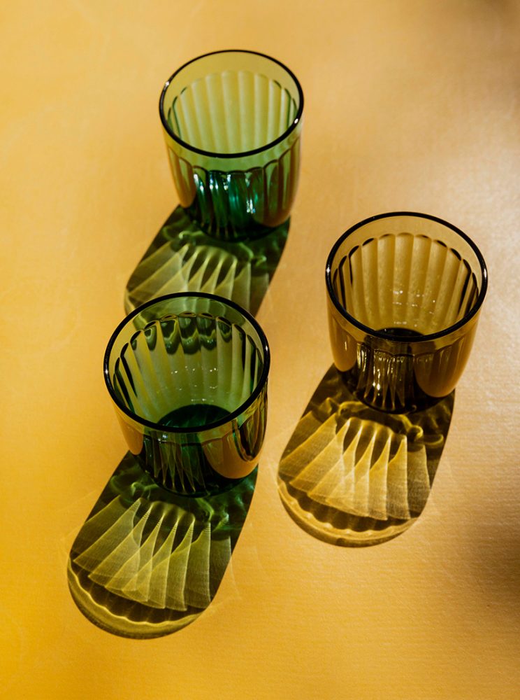 simple yet elegant forms define iittala raami tableware by jasper morrison