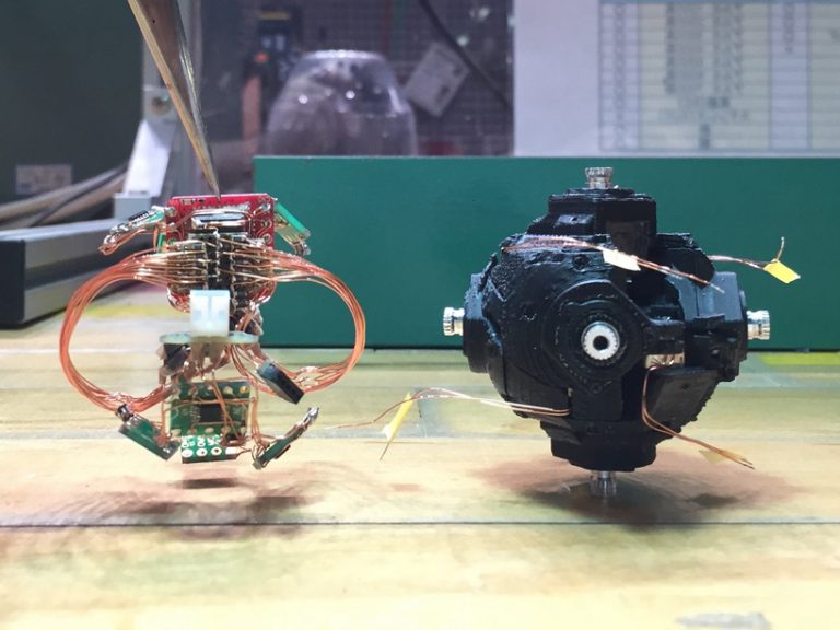 Self Solving Rubiks Cube Powered By A Custom 3d Printed Robotic Core