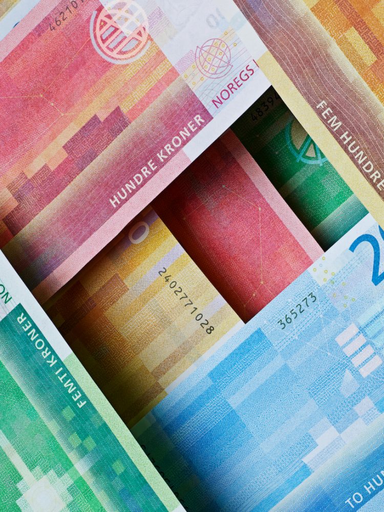 snøhetta's design for norway's new banknotes goes into circulation