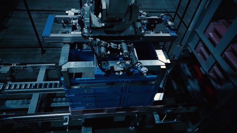 uniqlo warehouse replaces 90% of staff with robots offering a glimpse ...