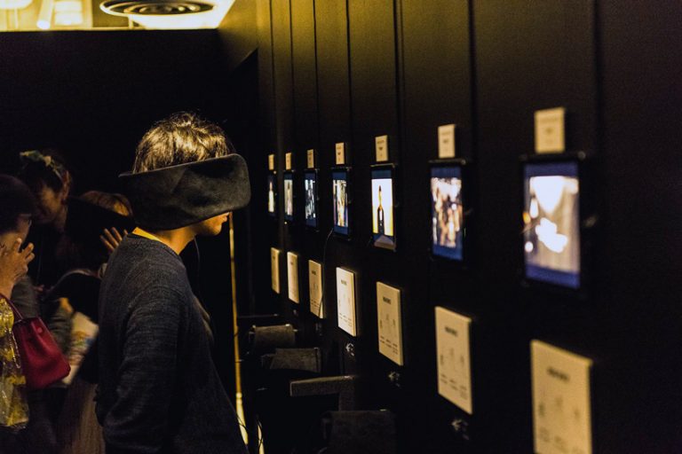 panasonic's wear space aids concentration by limiting senses of sight ...