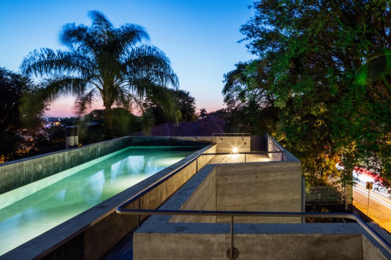 una arquitetos 239 house in são paulo designed with modernist influences