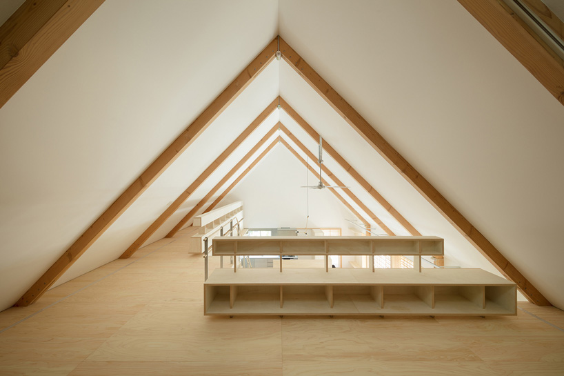 mio tachibana architects completes 'hinge' house in tokyo with a gable roof