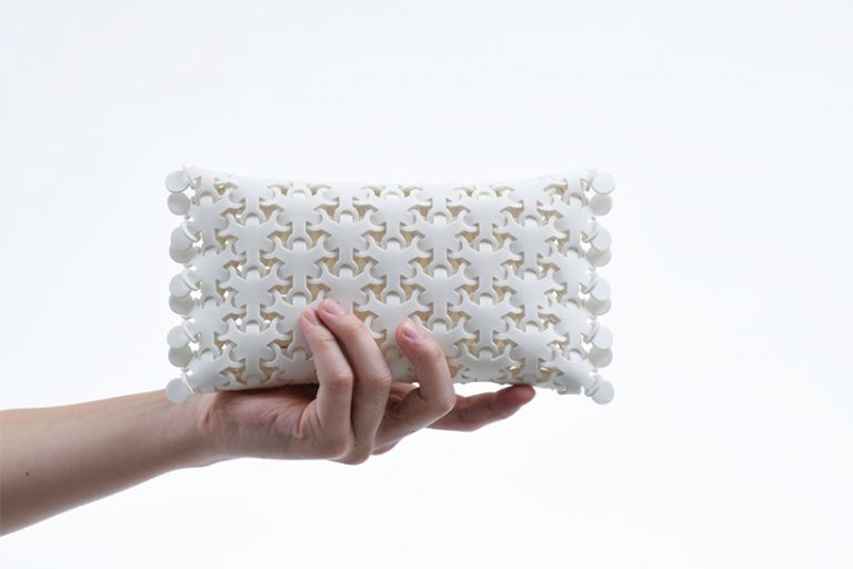 kenji abe designs reusable packaging that transforms to fit items