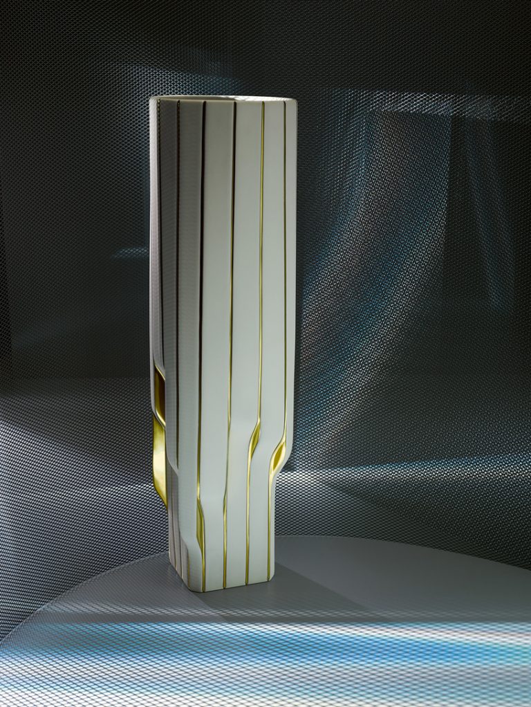 zaha hadid design applies its fluidity and dynamism into porcelain ...