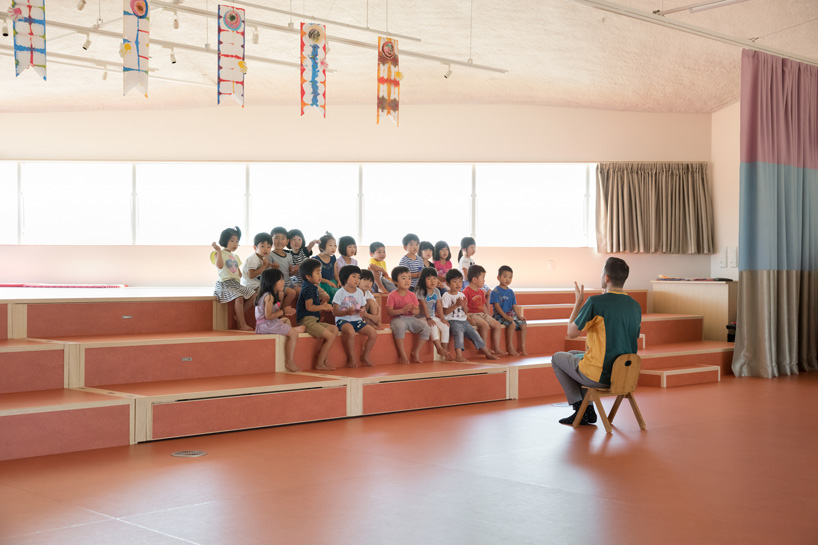 ryuji fujimura tops subaru nursery school in japan with curved concrete ...