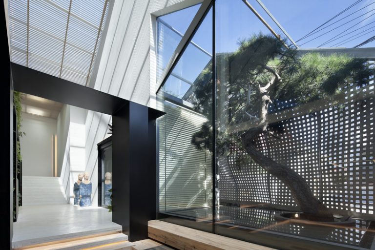 cultural space in beijing complete with digitally fabricated façade of ...