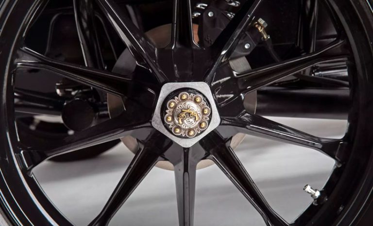 indian’s motorcycle has a built in barbecue so you can grill on the go