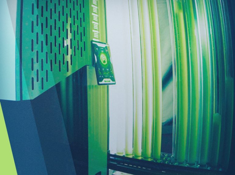 this algae-based bioreactor can swallow as much C02 from the air as an ...