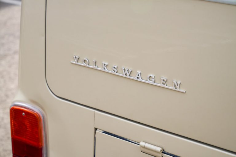 volkswagen gives classic 1972 type 2 microbus an electric upgrade