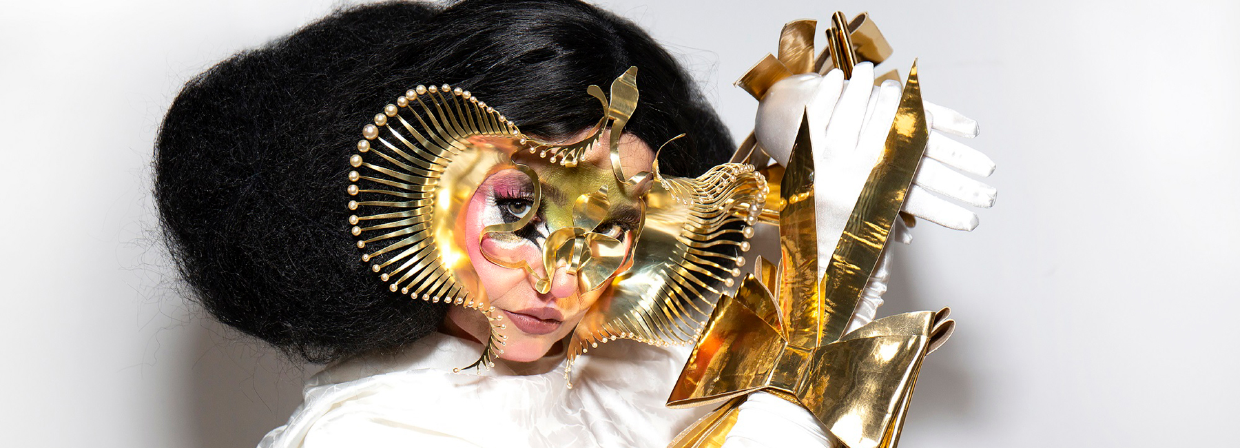 bjork and microsoft use AI to create music that changes with the weather