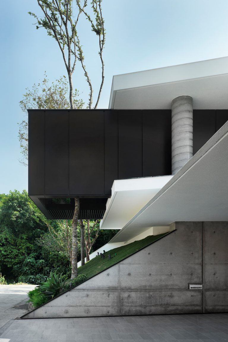 chain10 designs modern home to blend seamlessly with taiwanese countryside