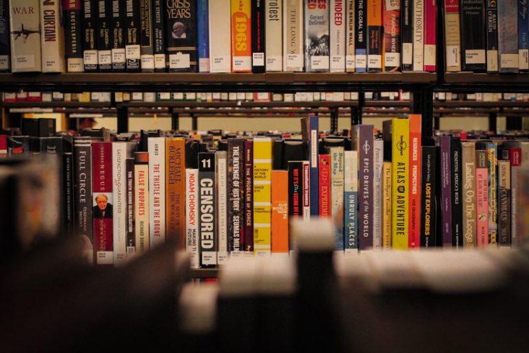 internet archive lets anyone access 1.4 million books for free on ...