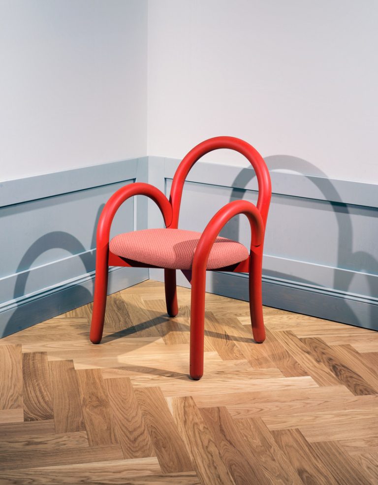 curved contours define thomas sandell's goma chair collection for made ...