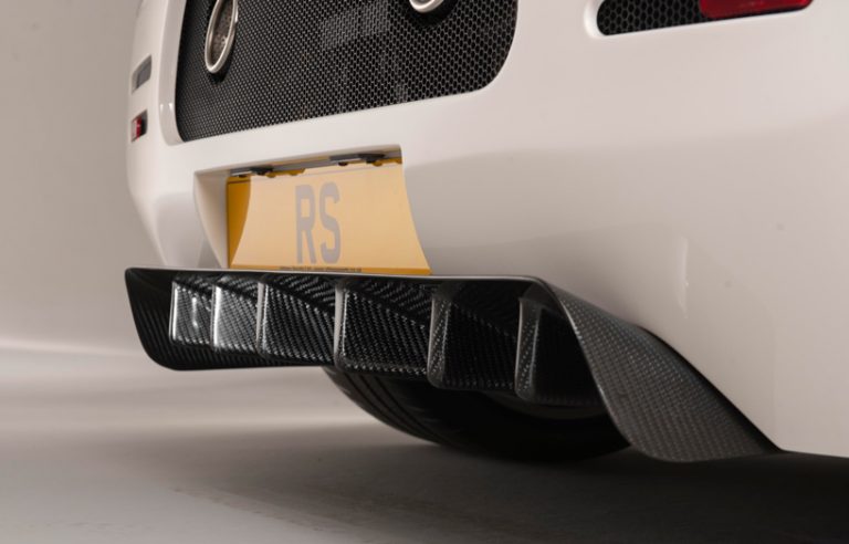 the ultima RS 2020 is a track-focused supercar that's completely road-legal