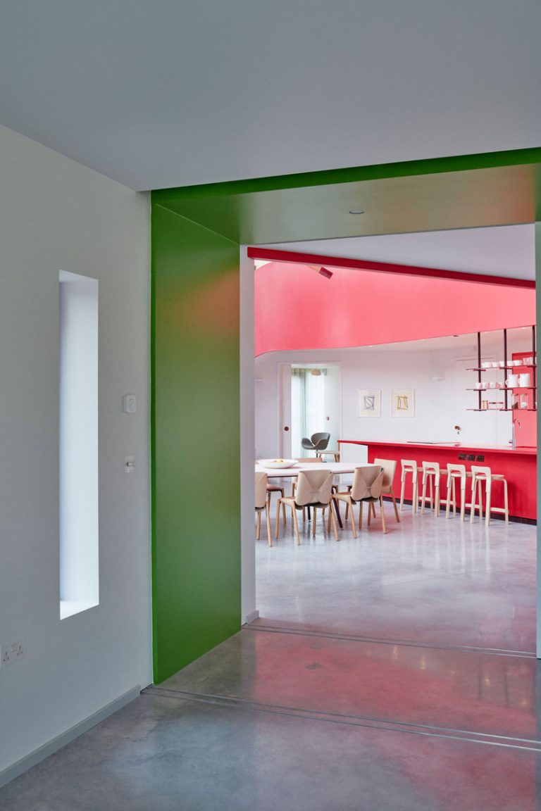 red volumes form ab rogers' maggie’s centre at the royal marsden in surrey