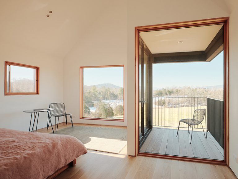 TW ryan's 'three chimney house' echoes colonial american south