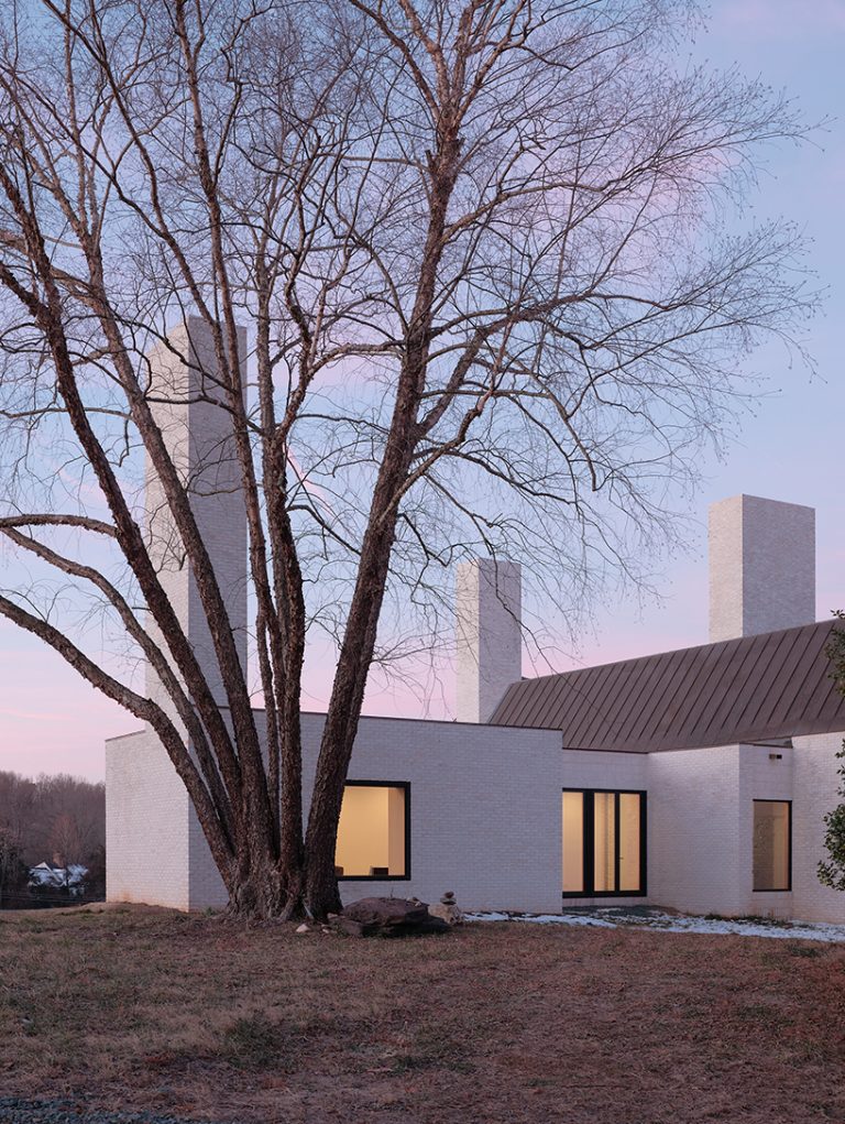 TW ryan's 'three chimney house' echoes colonial american south