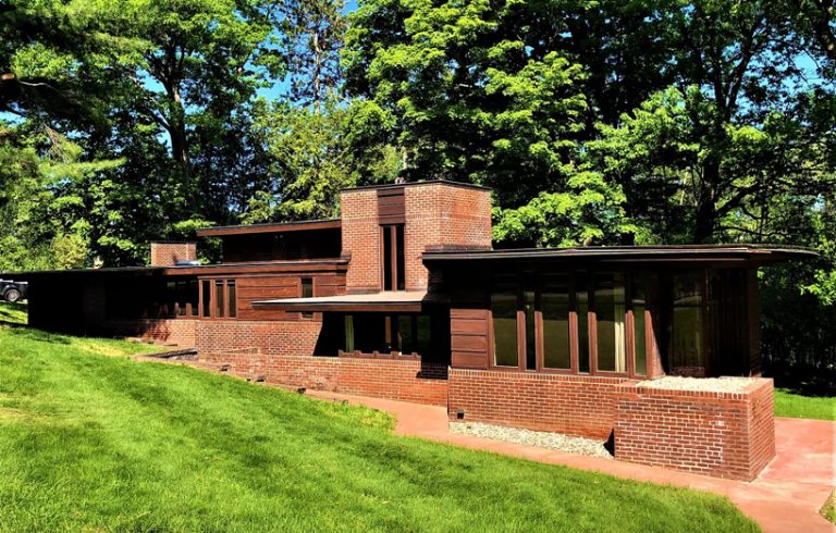 early frank lloyd wright usonian house in wausau, wisconsin, goes on ...