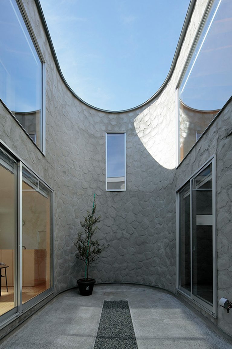 house + dance studio by international royal architecture in japan