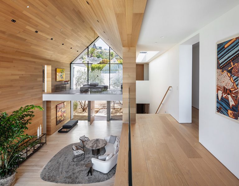 standard architecture curates california style along LA's forest knoll ...