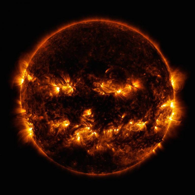 watch this incredible 10-year time lapse of the sun by NASA