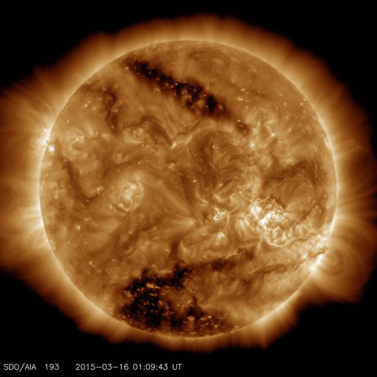 watch this incredible 10-year time lapse of the sun by NASA